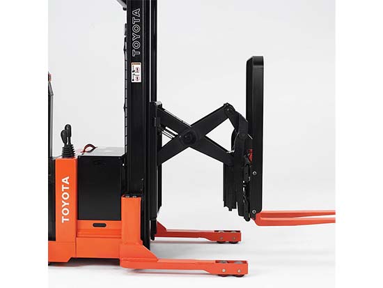 Toyota Walkie Reach Stacker | Texas | Lift Truck Supply